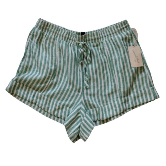 Universal Thread | Shorts | Universal Thread Shorts Womens M Green ...